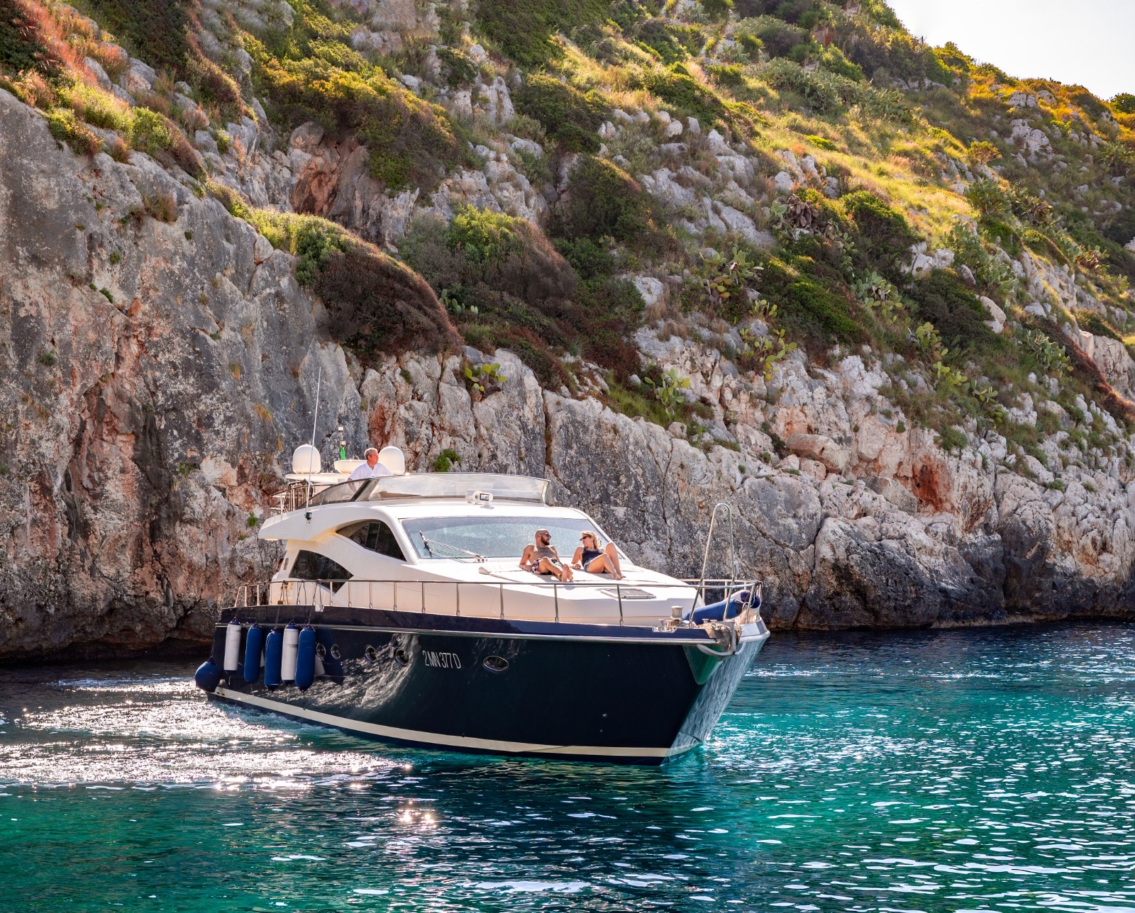 Castro Blue Star - The Thinking Traveller