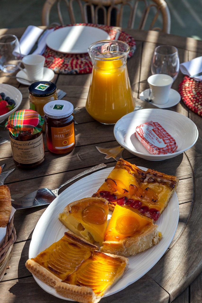 Food and wine in Corsica - The Thinking Traveller