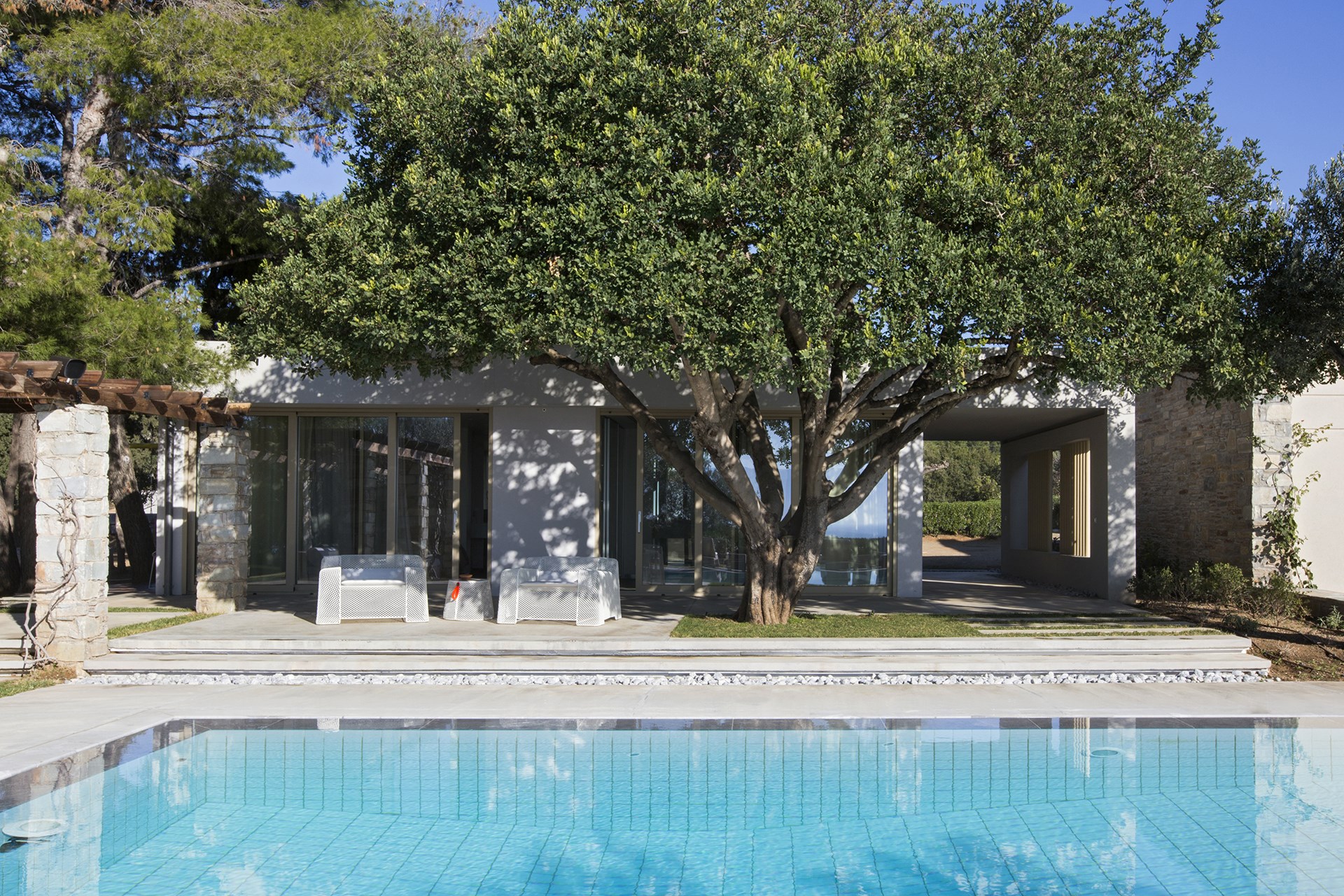 Arocaria, luxury villas on Evia, Greece - The Thinking Traveller