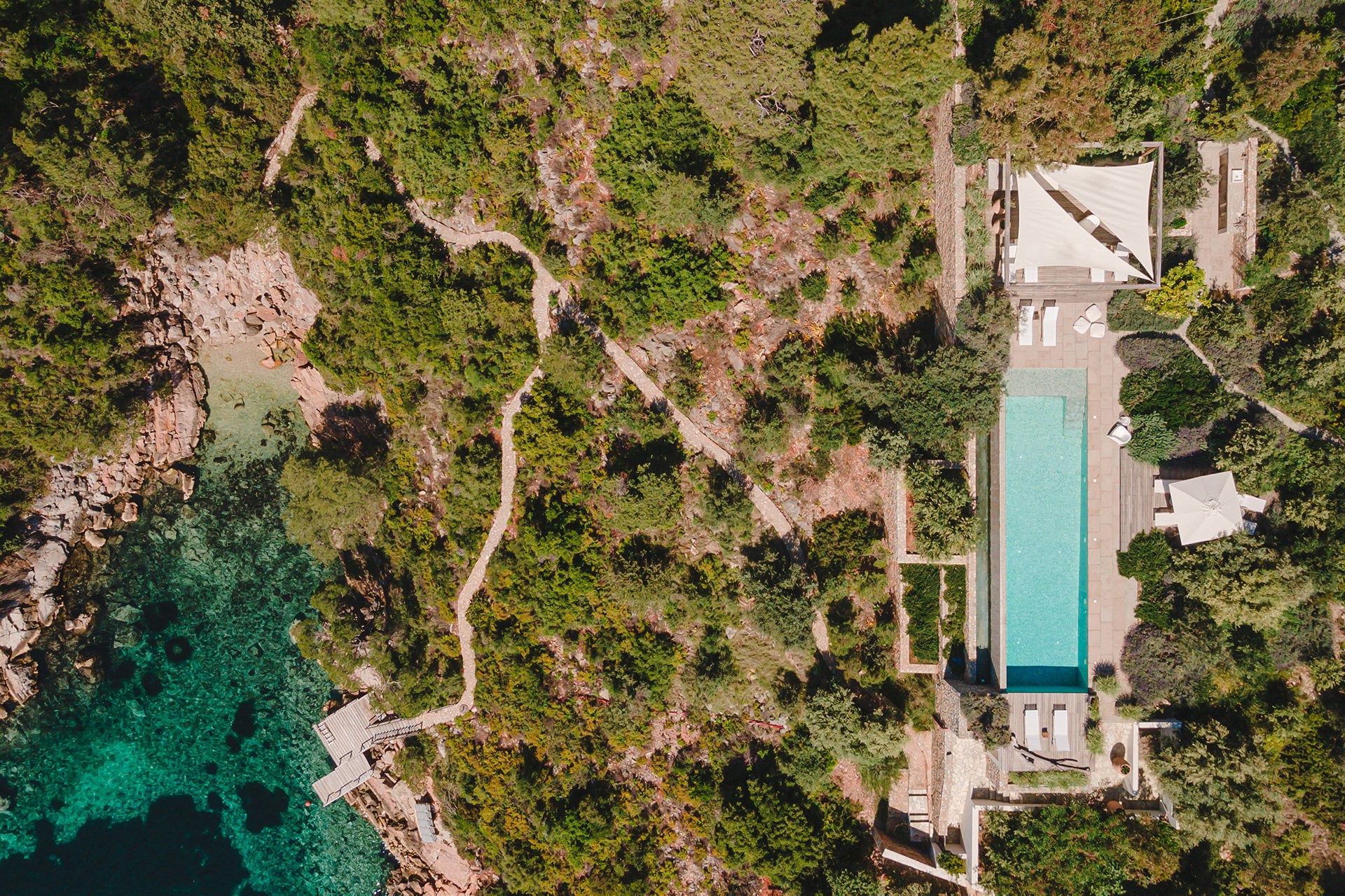 Kolokithi Bay, Villas in Alonissos - The Thinking Traveller