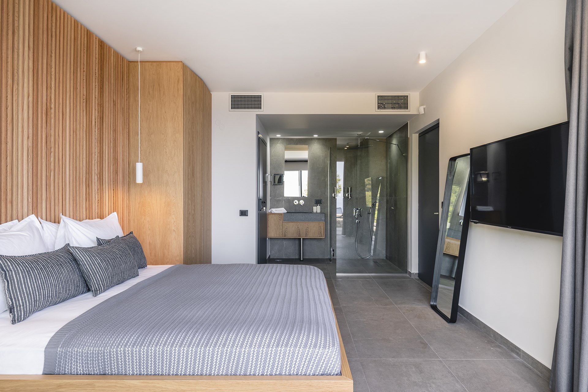 Noiya, luxury villas on Lefkada - The Thinking Traveller