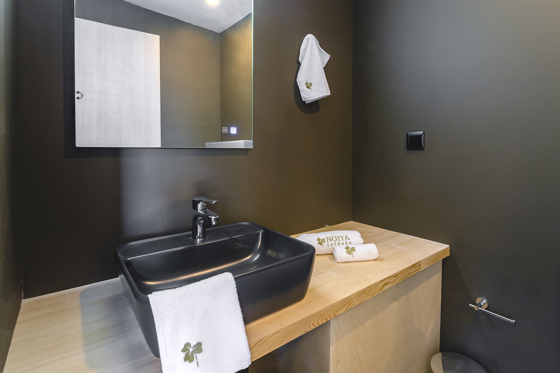 Noiya, luxury villas on Lefkada - The Thinking Traveller