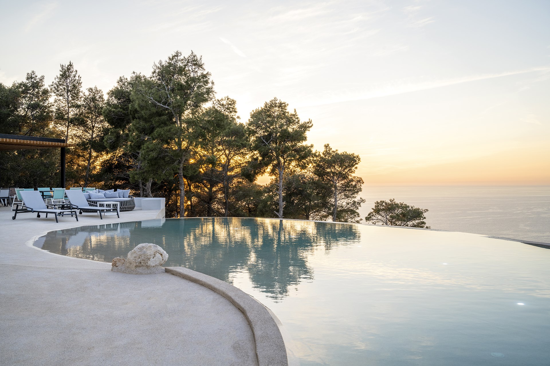 Noiya, luxury villas on Lefkada - The Thinking Traveller