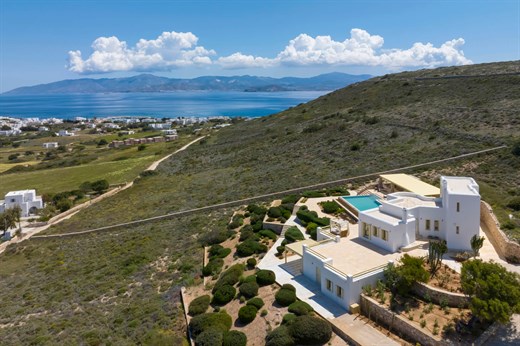 Phaedra, luxury villas on Paros, the Cyclades, Greece - The Thinking ...