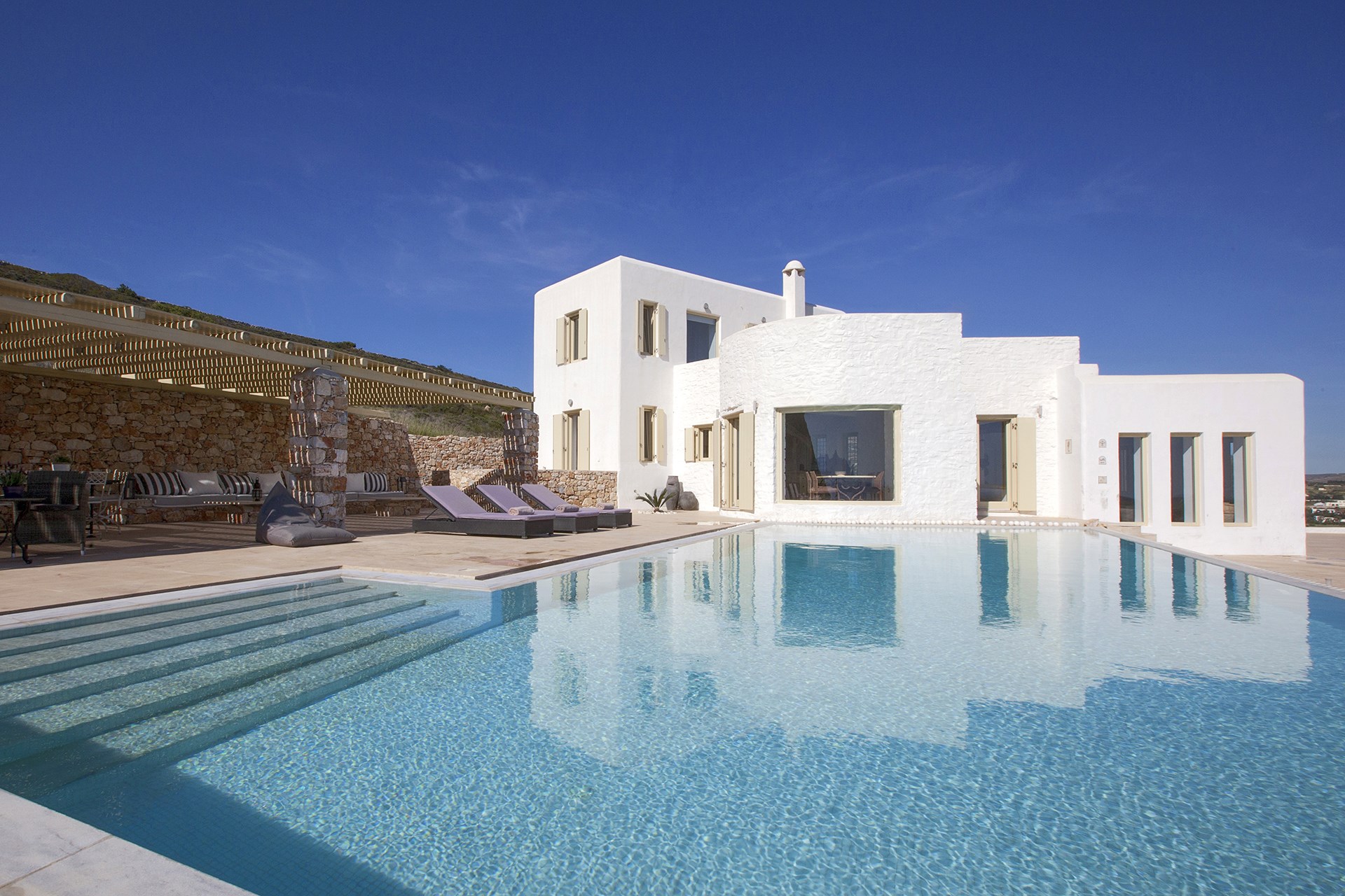 Phaedra, luxury villas on Paros, the Cyclades, Greece - The Thinking ...