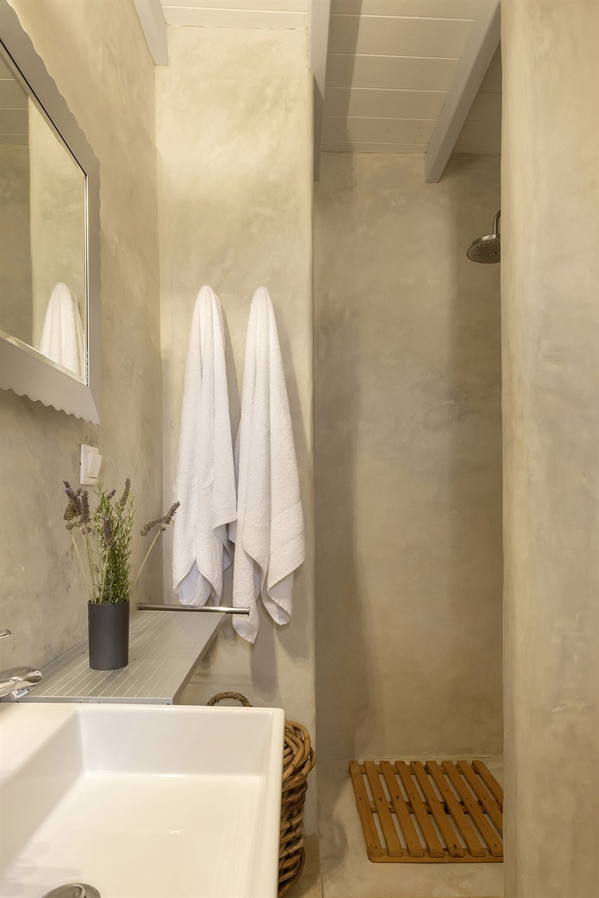 Semeli, luxury villas on Paros, the Cyclades, Greece - The Thinking ...