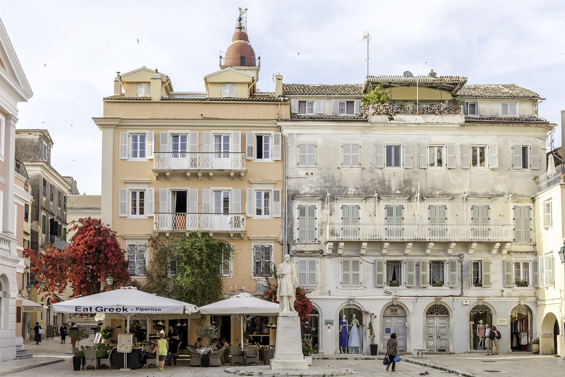 Corfu Town | Corfu Old Town guide | The Thinking Traveller