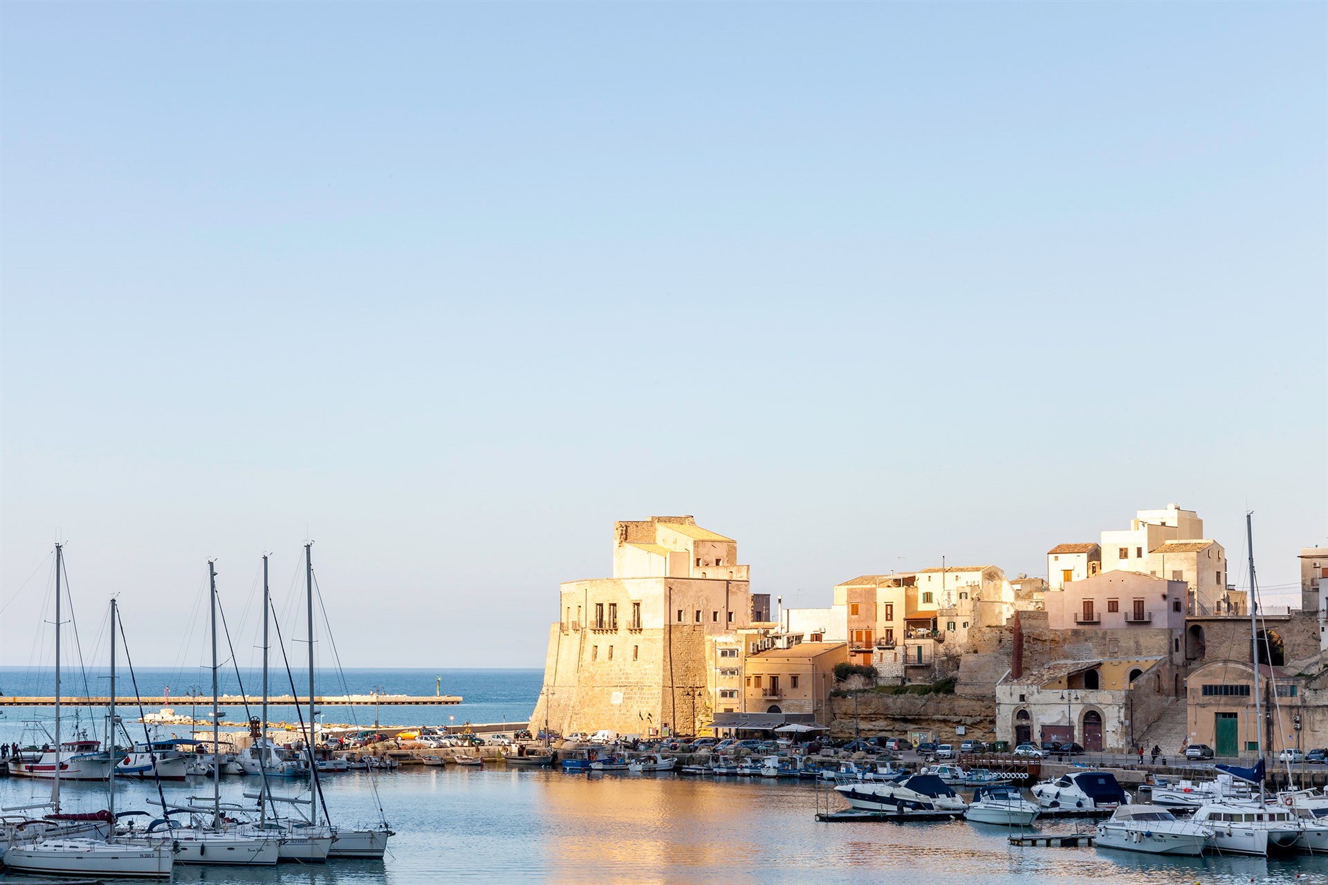 Castellammare del Golfo, Sicily - The Thinking Traveller