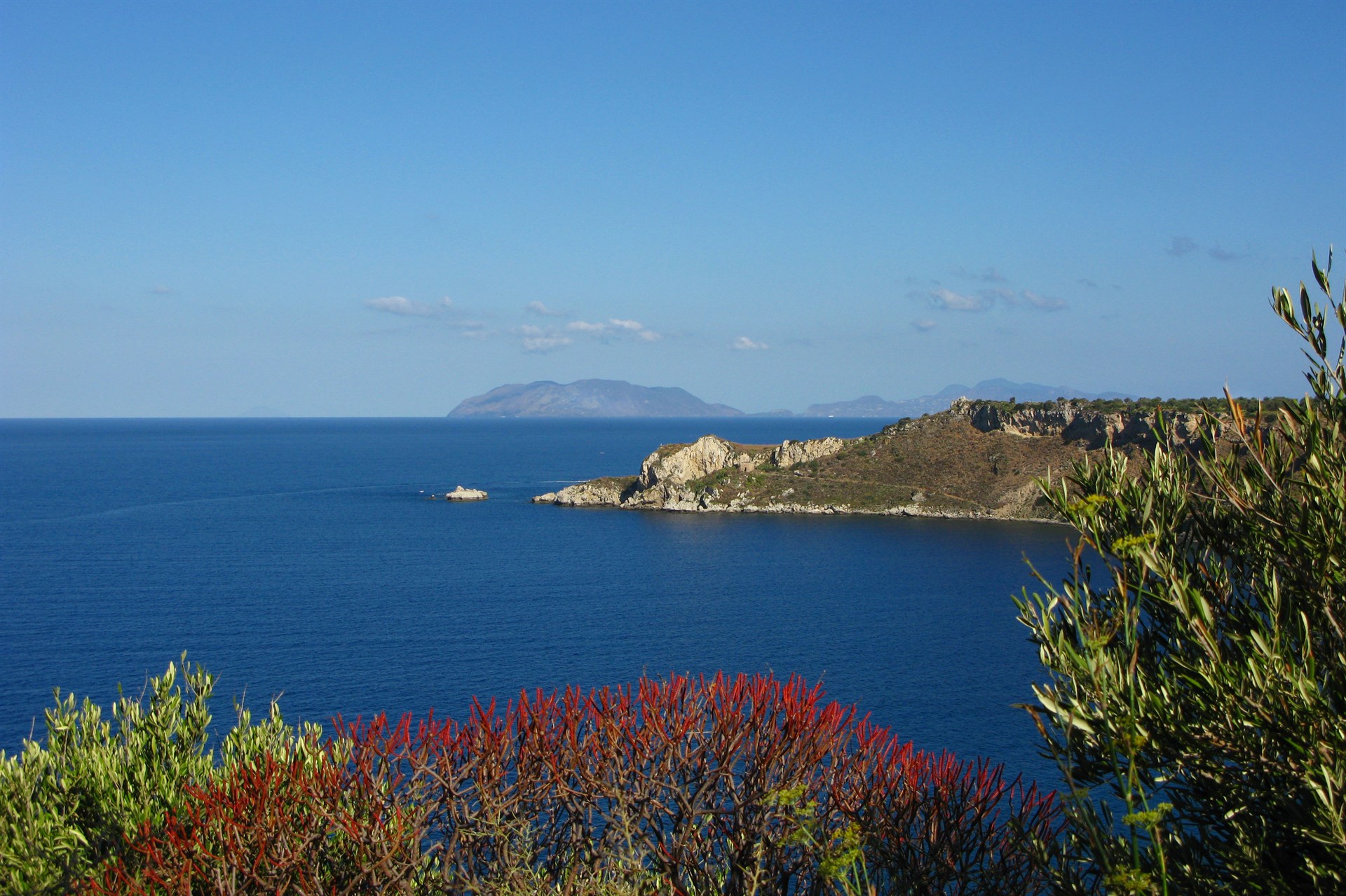 Guide to Milazzo, Sicily | The Thinking Traveller