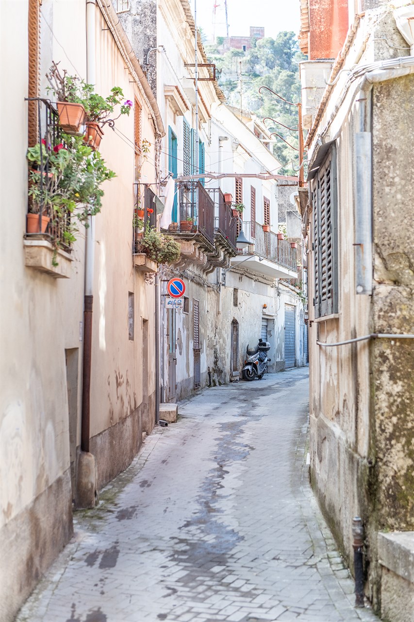 Guide to Modica, Sicily - The Thinking Traveller