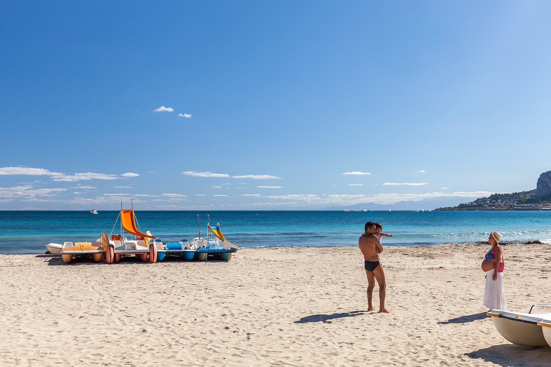 Guide to Mondello, Sicily - The Thinking Traveller