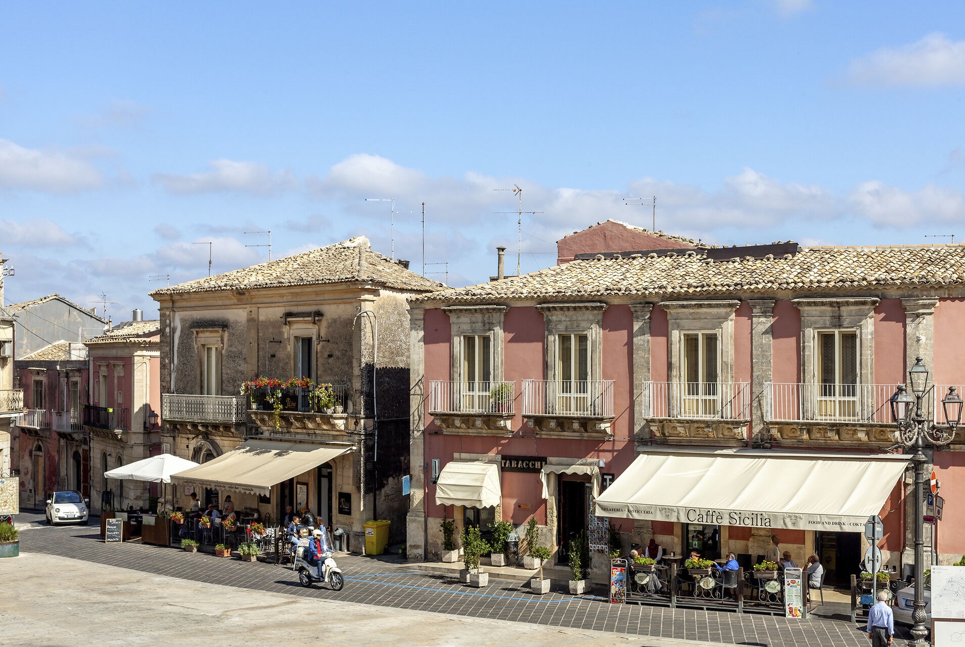 A guide to Palazzolo Acreide, Sicily - The Thinking Traveller