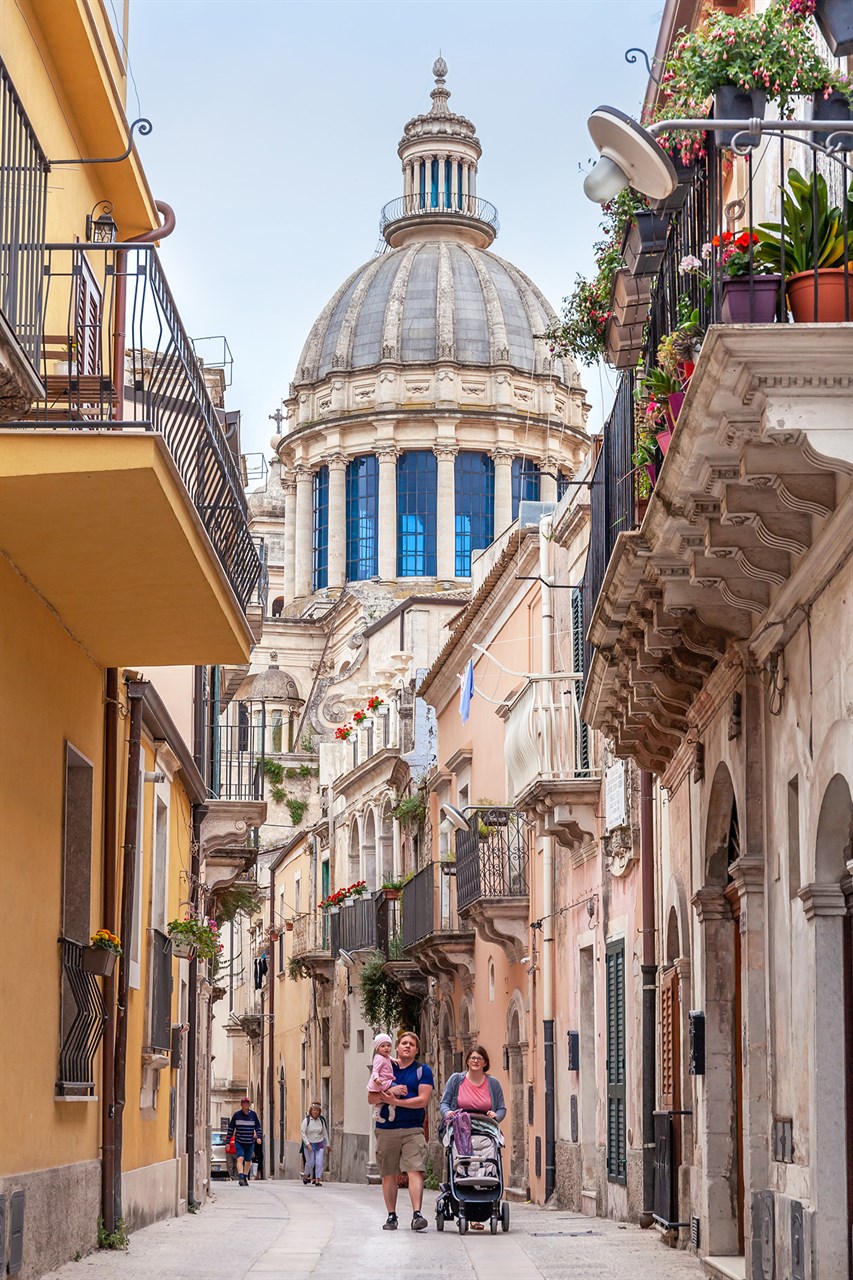 Guide to Ragusa, Sicily - The Thinking Traveller