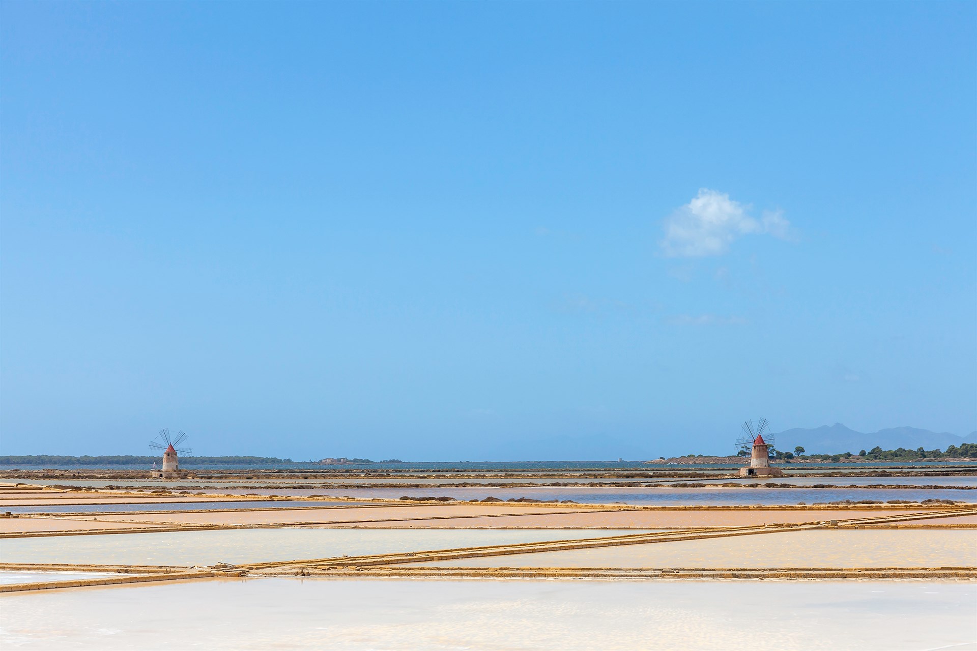 Guide to Trapani, Sicily - The Thinking Traveller