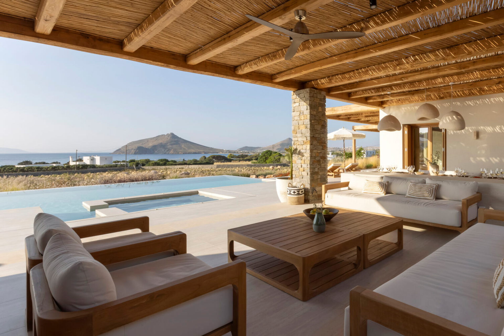 Photos of Treis Villas – Luxury villa in Isterni, Paros – The Thinking ...
